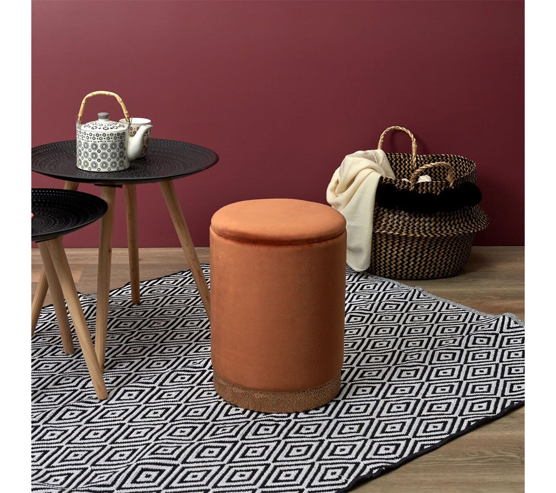 Pouf-coffre Rond Velours Ocre Socle Ajouré Or - Asma - Pouf - Poire BUT